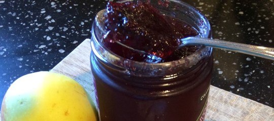 Sloe and apple jam - Stir it up Magazine